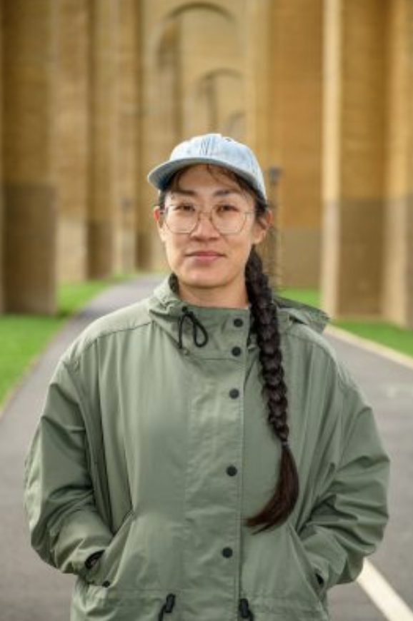 Esther Wang - Hell Gate